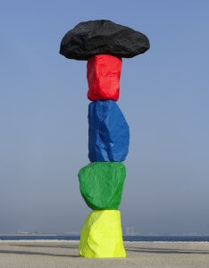 doha mountains | UGO RONDINONE